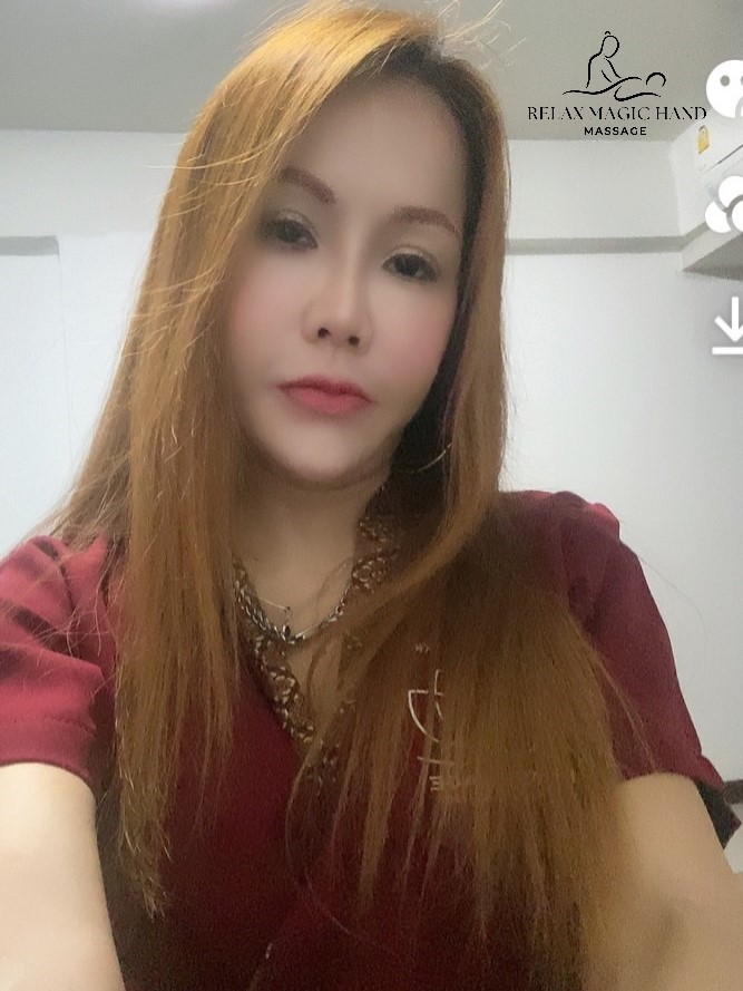 Ava – Relax Magic Hand Massage